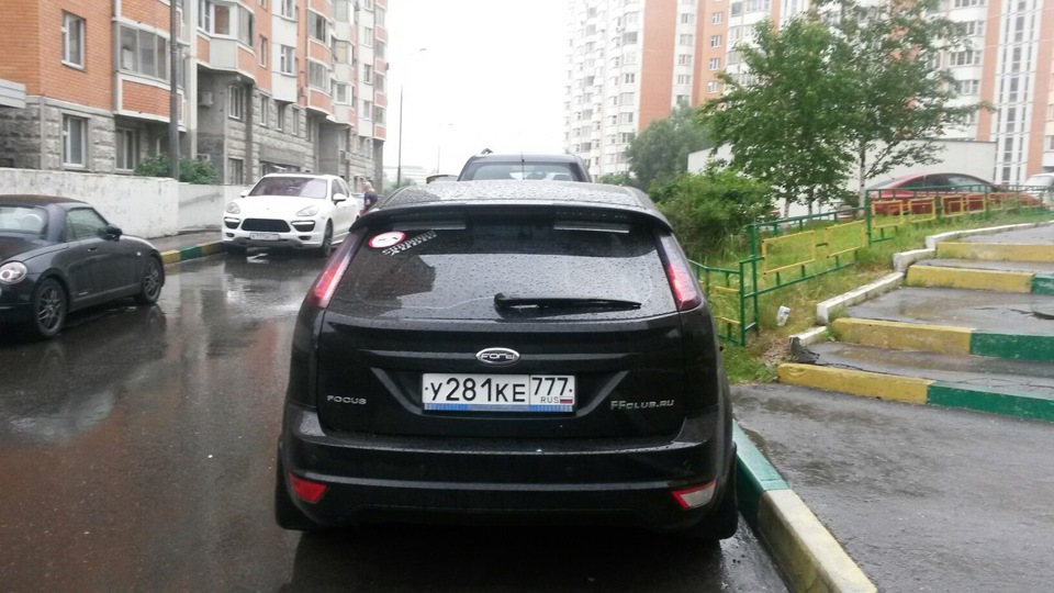 Тонировка задних фонарей — Ford Focus Hatchback II, 1,8 л, 2010 года ...