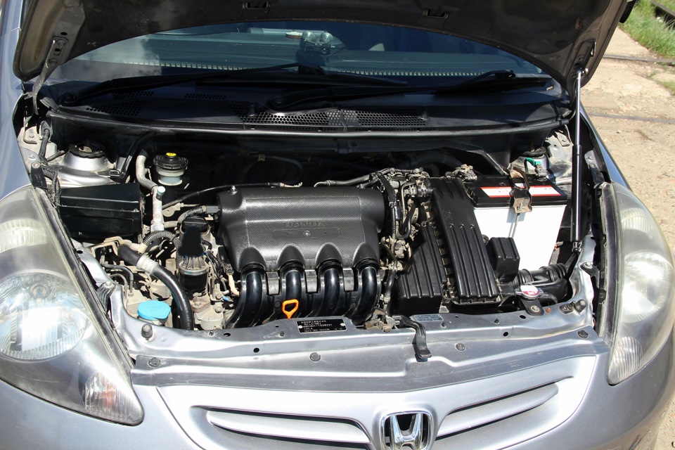 57 Упоры пневмогидравлические телескопичесике — Honda Fit (1G), 1,4 л ...