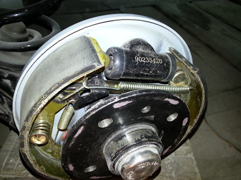 90235420 Цилиндр тормозной, рабочий, задний GM | Запчасти на DRIVE2