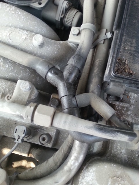 A0001581435 Трубка вакуумной системы Mercedes | Запчасти на DRIVE2