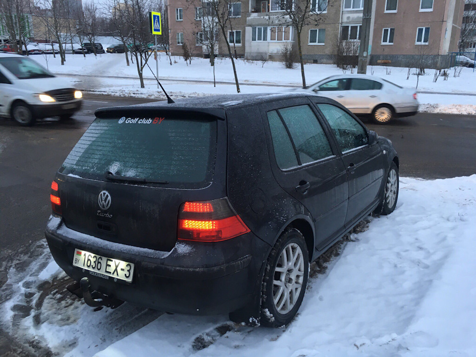 Спойлер R32 rrr Replica — Volkswagen Golf Mk4, 1,9 л, 2002 года ...