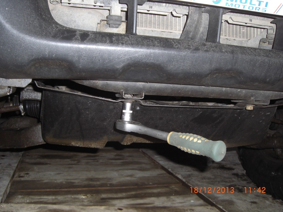 замена водяного насоса (двигатель Y22SE (X22SE)) — Opel Frontera B, 2,2 ...