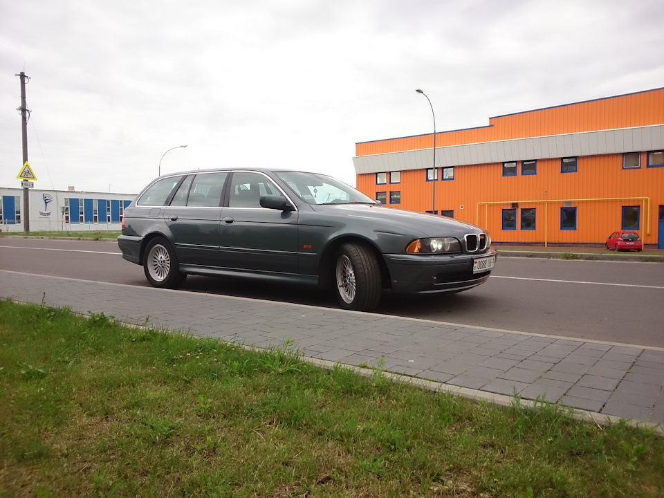 Небольшая фотосессия с Titangrau — BMW 5 series Touring (E39), 2,5 л, 2003 года | фотография ...
