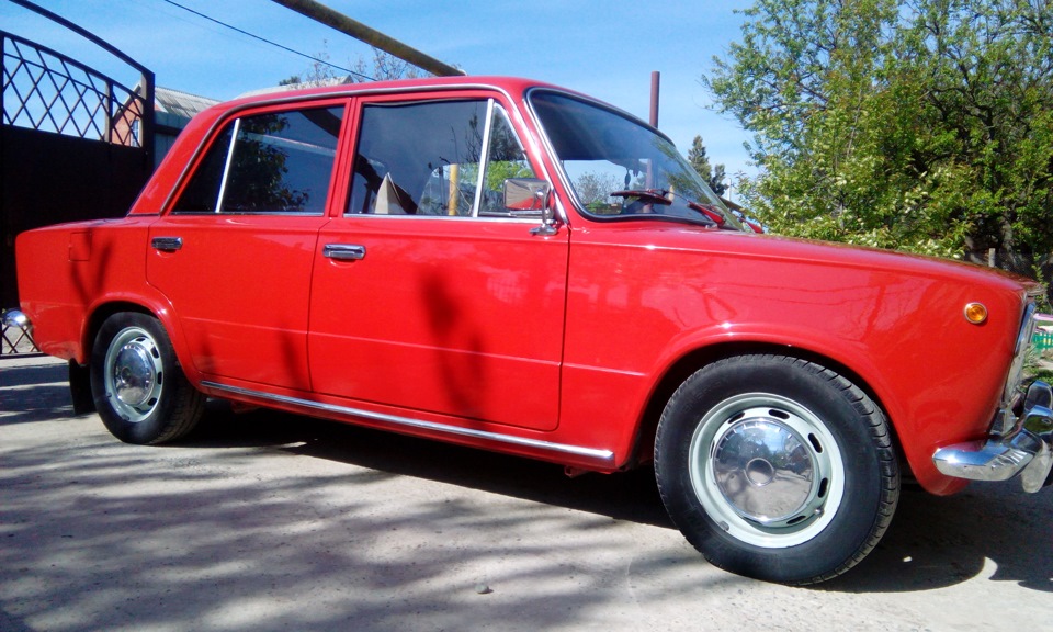 Ровно 46 лет назад с конвейера сошел первый ВАЗ 2101 — Lada 2101, 1,8 л, 1981 года | фотография ...