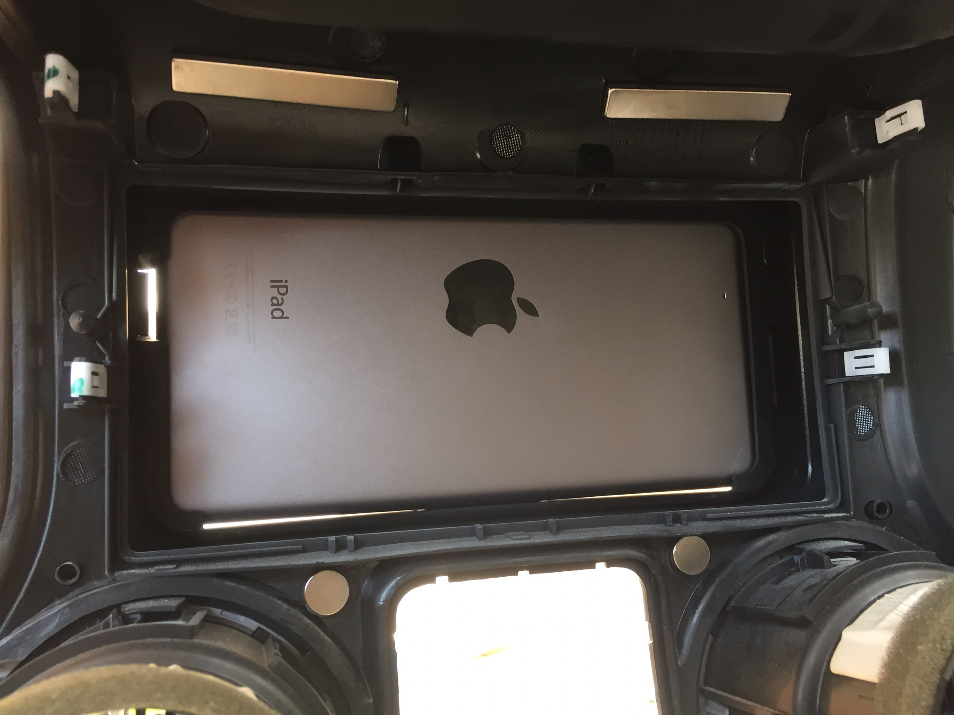 Carrich ipad dash mount — Jeep Wrangler (JK), 3,6 л, 2015 года ...