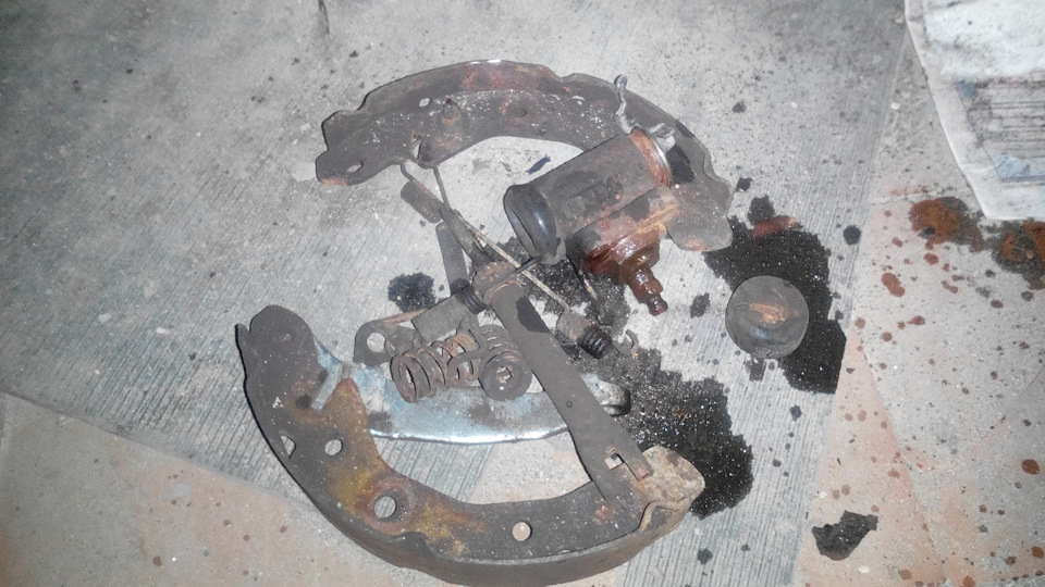 Задние тормоза — Daewoo Matiz (M100/M150), 0,8 л, 2007 года | своими ...