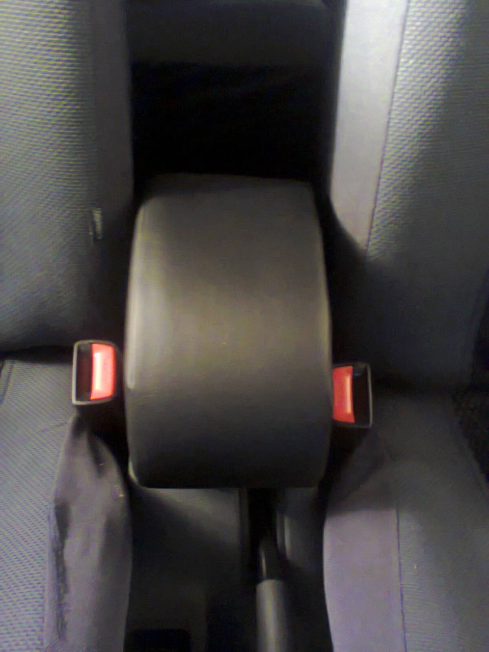 Подлокотник — Daewoo Lanos, 1,5 л, 2008 года | тюнинг | DRIVE2