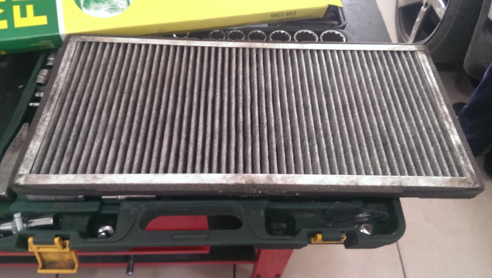 ремень и фильтра — BMW X5 (E53), 4,4 л, 2001 года | визит на сервис ...