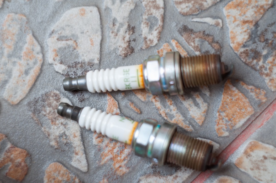 Замена свечей — Mitsubishi Lancer IX, 1,6 л, 2005 года | плановое ТО ...