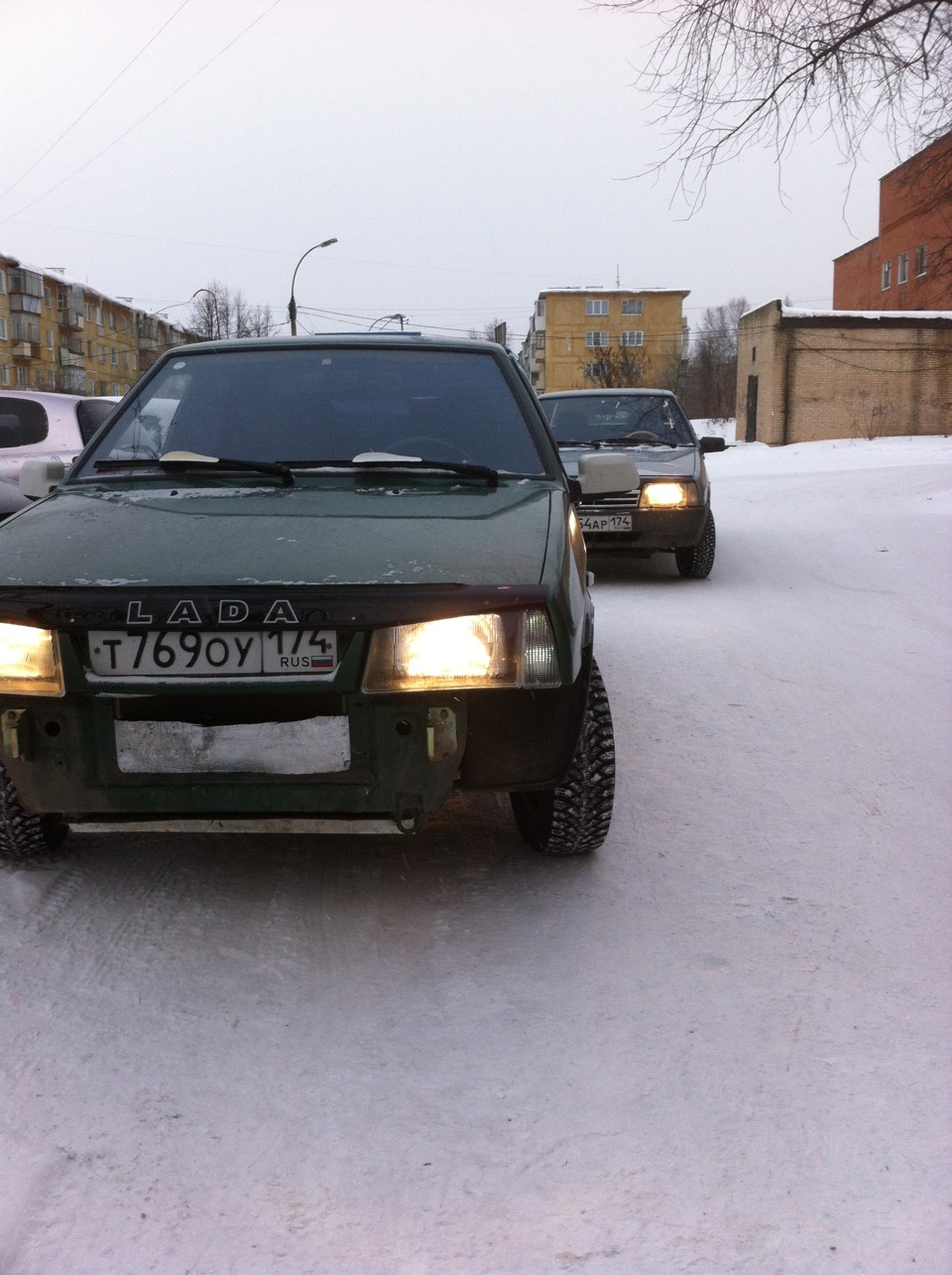 99 прикуривает 99 — Lada 21099, 1,5 л, 2001 года | помощь на дороге | DRIVE2