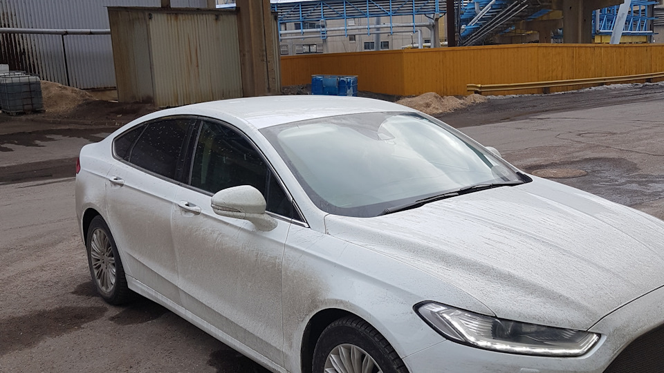 Моторчик управления режимами отопителя. — Ford Mondeo V, 2 л, 2015 года ...