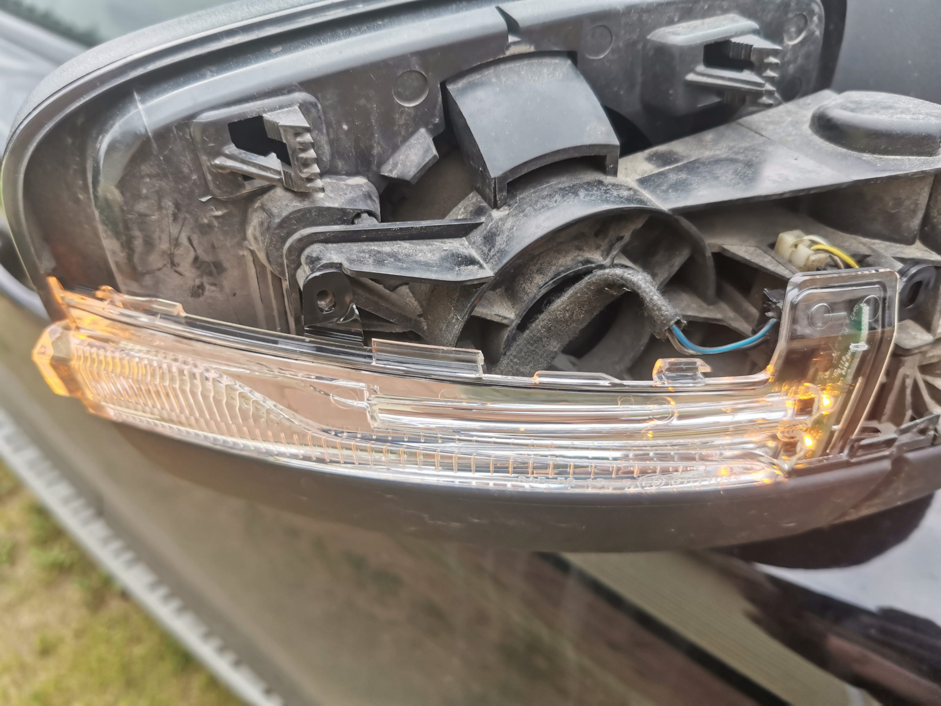 Замена подшипника кондиционера — Volvo XC60 (1G), 2,4 л, 2014 года ...