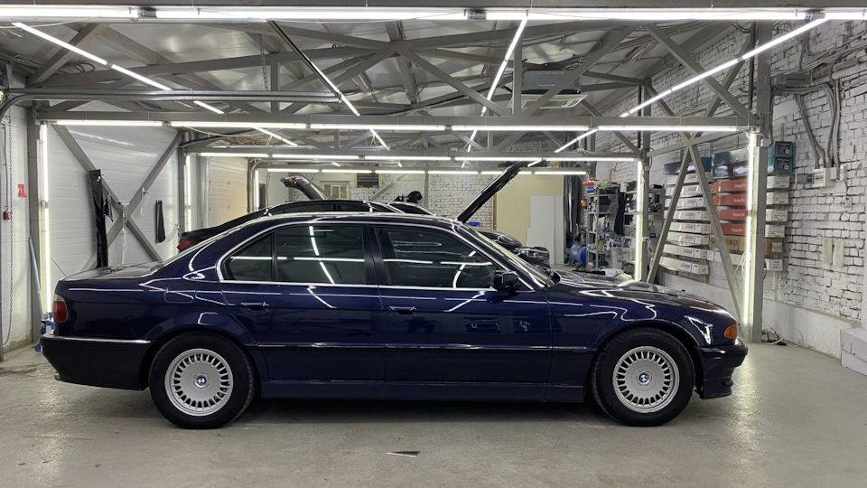 Тонирование infinity 35% — BMW 7 series (E38), 3,5 л, 1996 года ...