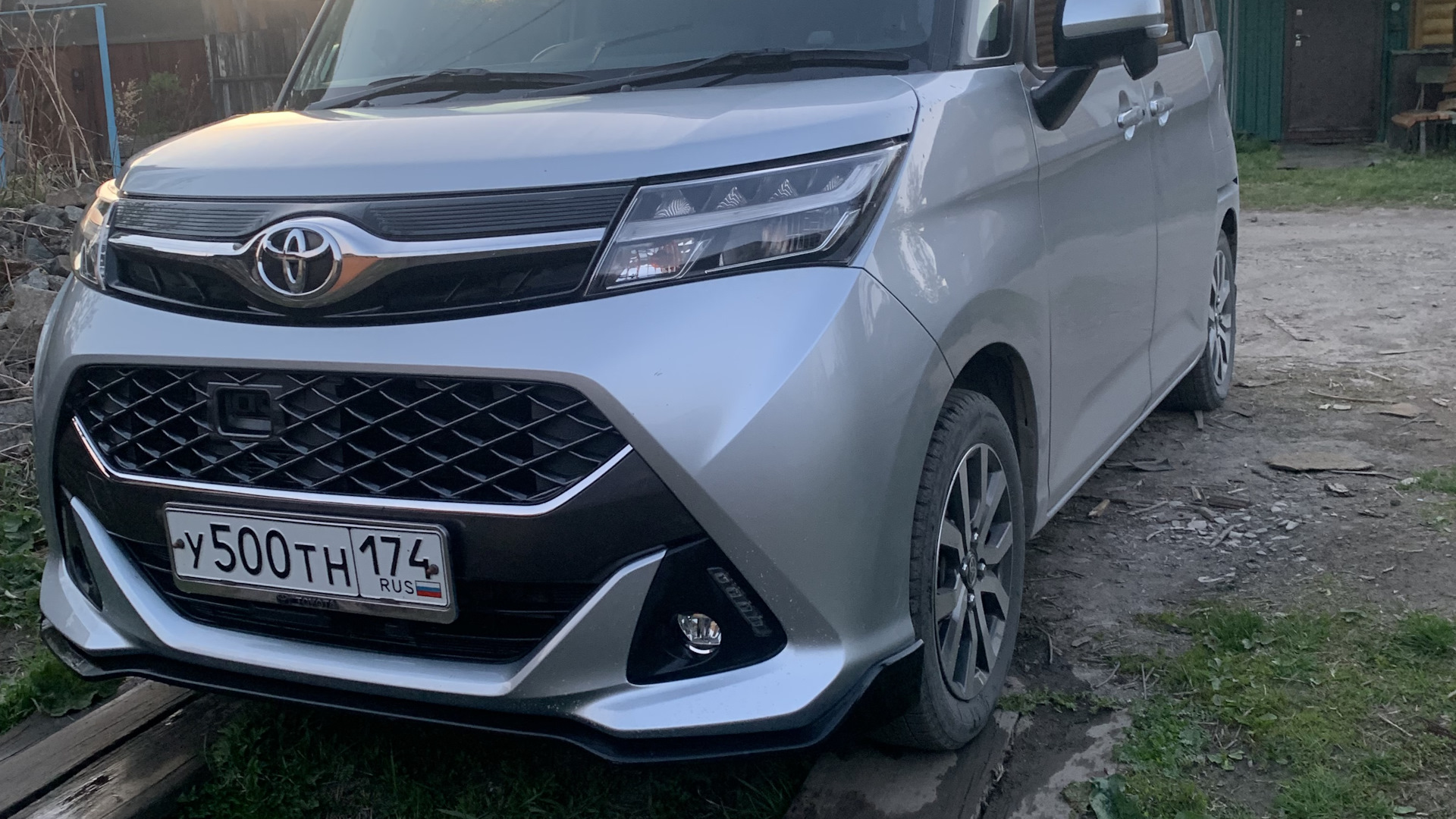 Toyota Tank 1.0 бензиновый 2016 | на DRIVE2