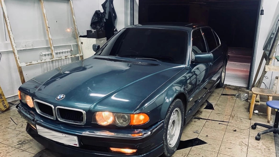 Куплю много запчастей на е38 — BMW 7 series (E38), 5,4 л., 1995 года ...