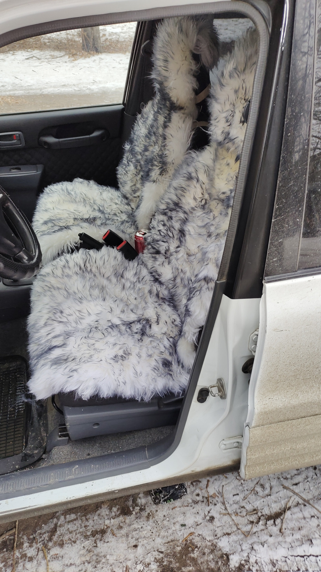 Меховые чехлы — Toyota RAV4 (I), 2 л, 1995 года | аксессуары | DRIVE2