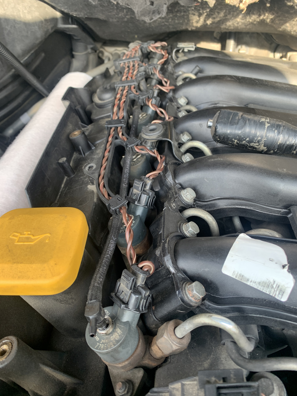 Тройники обратки форсунок М57 — Land Rover Range Rover (3G), 3 л, 2005 ...