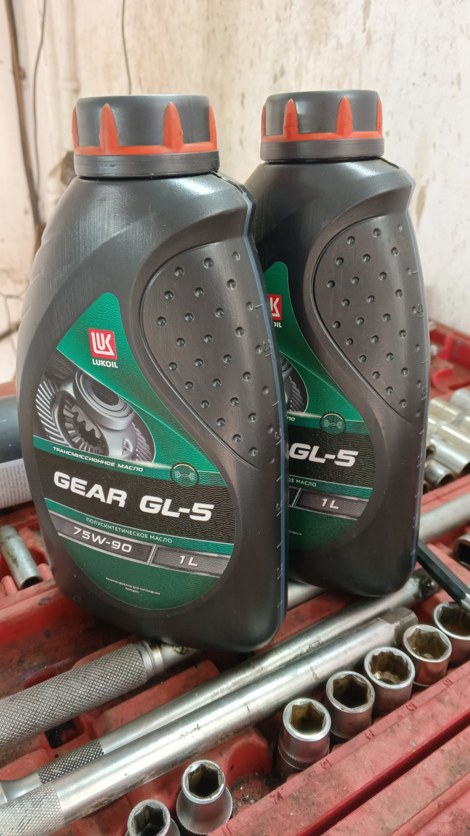 Замена масла в переднем и заднем редукторе — Subaru Legacy Outback (BE ...