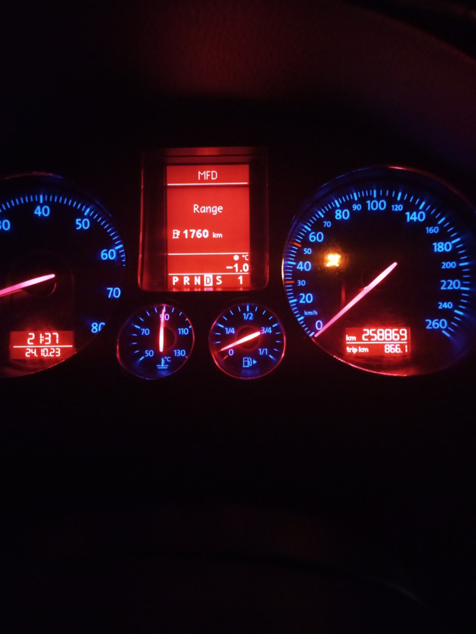 HELP! — Volkswagen Passat B6, 2 л, 2006 года | другое | DRIVE2