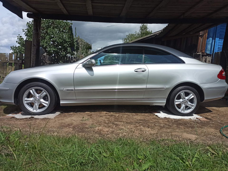 После водных процедур — Mercedes-Benz CLK (W209), 2,7 л, 2004 года | фотография | DRIVE2