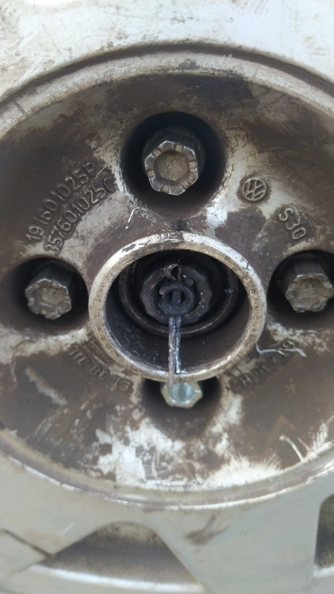 Задние ступичные подшипники, ревизия, замена к чертям все. — Volkswagen ...