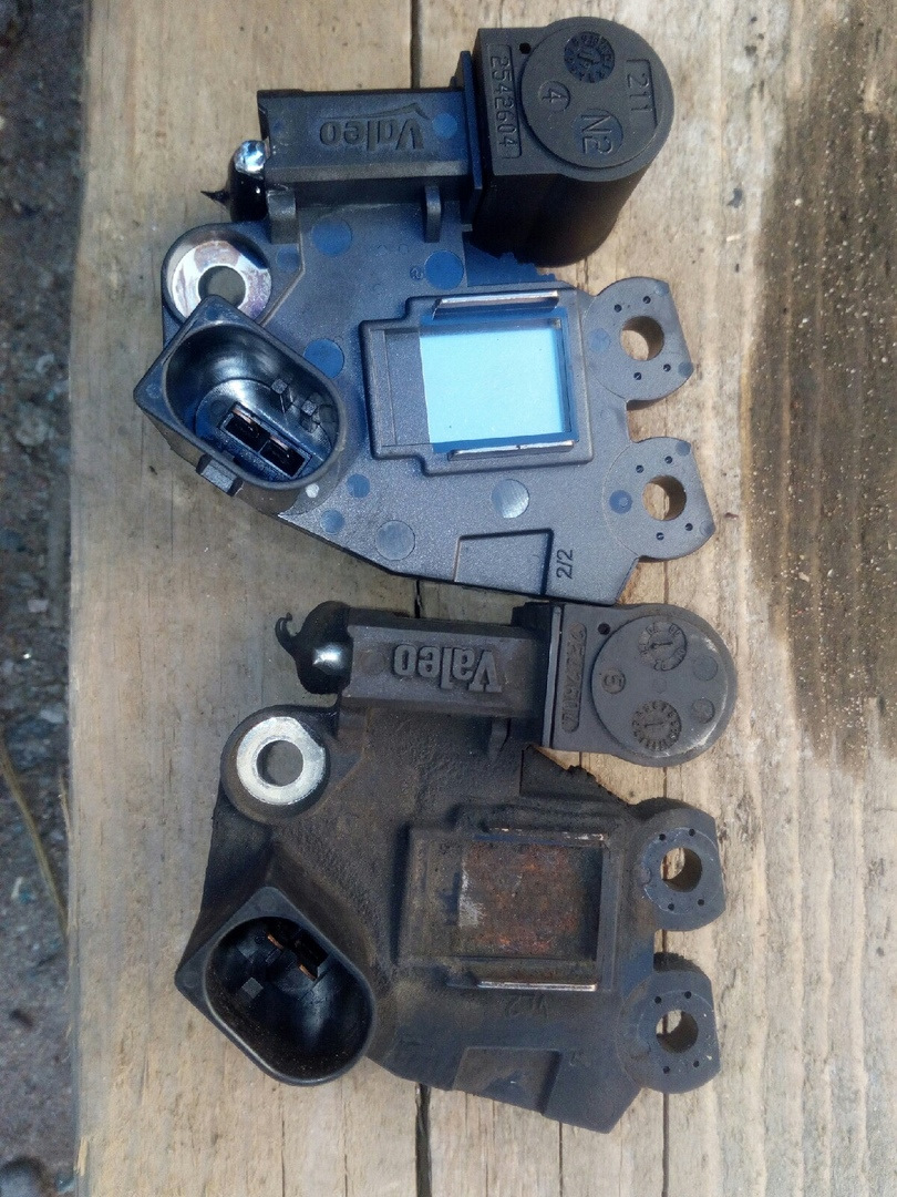 2542604 Регулятор генератора Valeo | Запчасти на DRIVE2