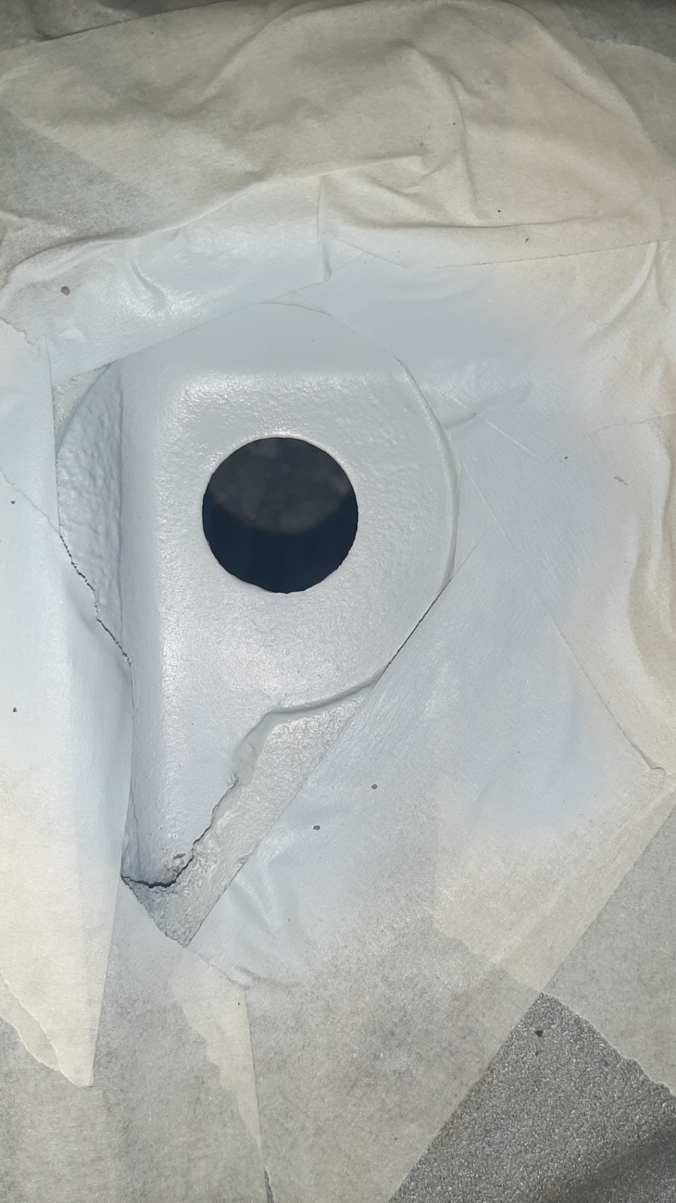 Пробки в днище — BMW 3 series Touring (E46), 2,9 л., 2002 года ...