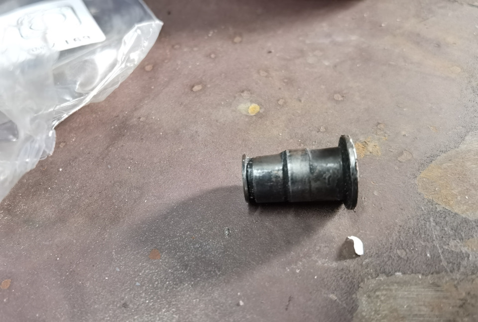 Ремонт "калитки" клапана вестгейта. — Audi Q5 (1G), 2 л, 2016 года ...