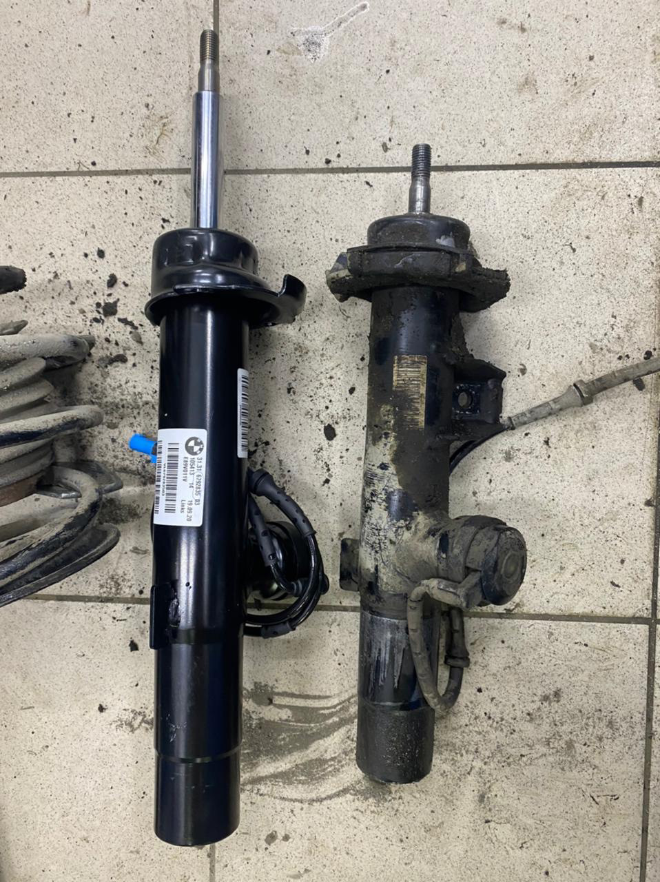 Замена стоек 37 11 6 792 835 — BMW Z4 (E89), 3 л, 2009 года | визит на ...