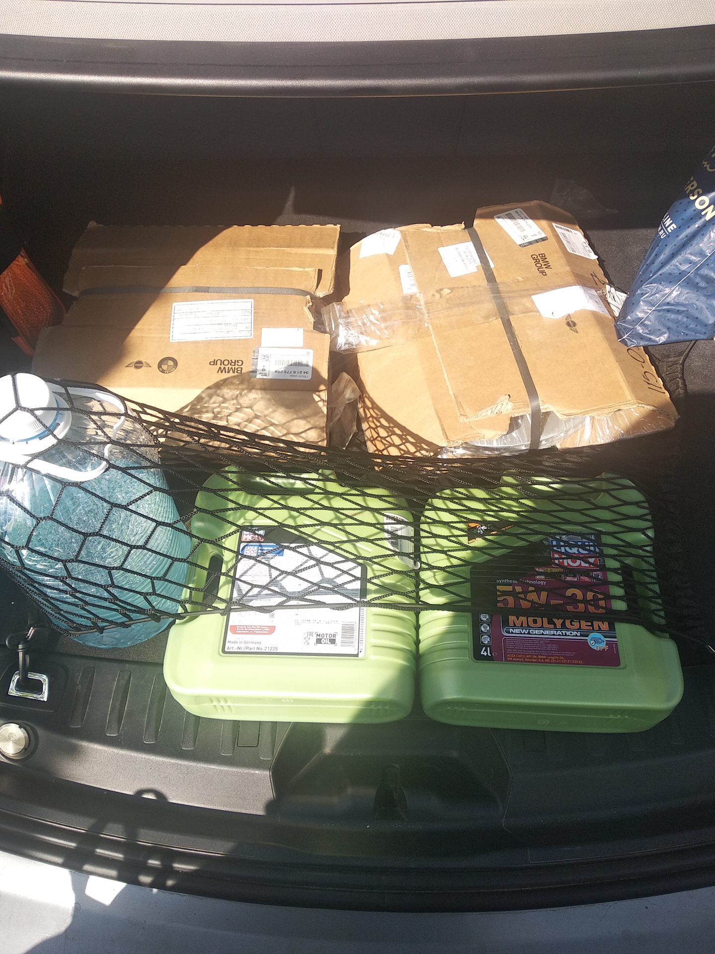 Очередное ТО, замена задних тормозных дисков, ксеноновых ламп и левой ...