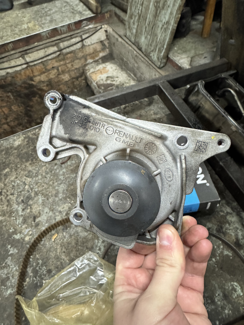 210105481R Водяной насос + комплект зубчатого ремня RENAULT | Запчасти ...