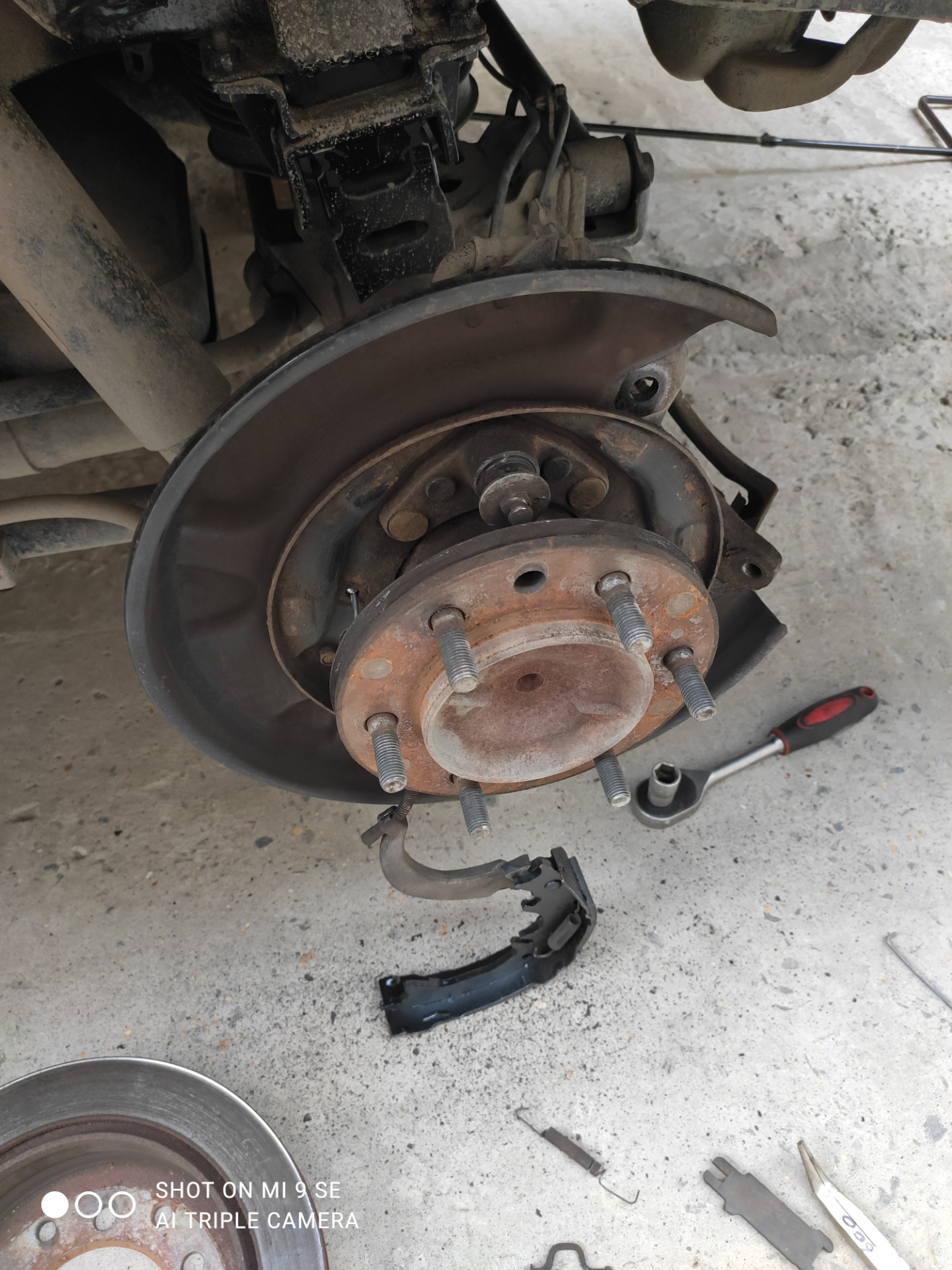 Задние тормоза! — Lexus GX (UZJ120), 4,7 л, 2004 года | расходники | DRIVE2