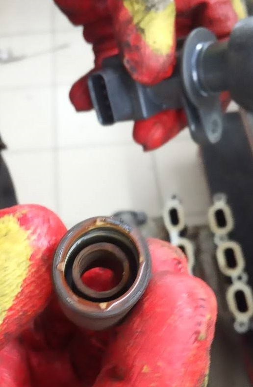 Поменяли свечи — Jaguar X-Type, 2,5 л, 2002 года | визит на сервис | DRIVE2