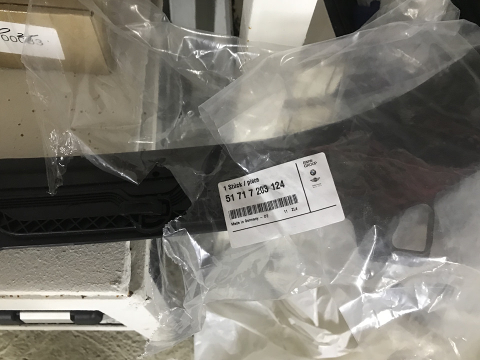 Замена ручек, жабо под лобовым, передних пыльников бампера — BMW 5 ...