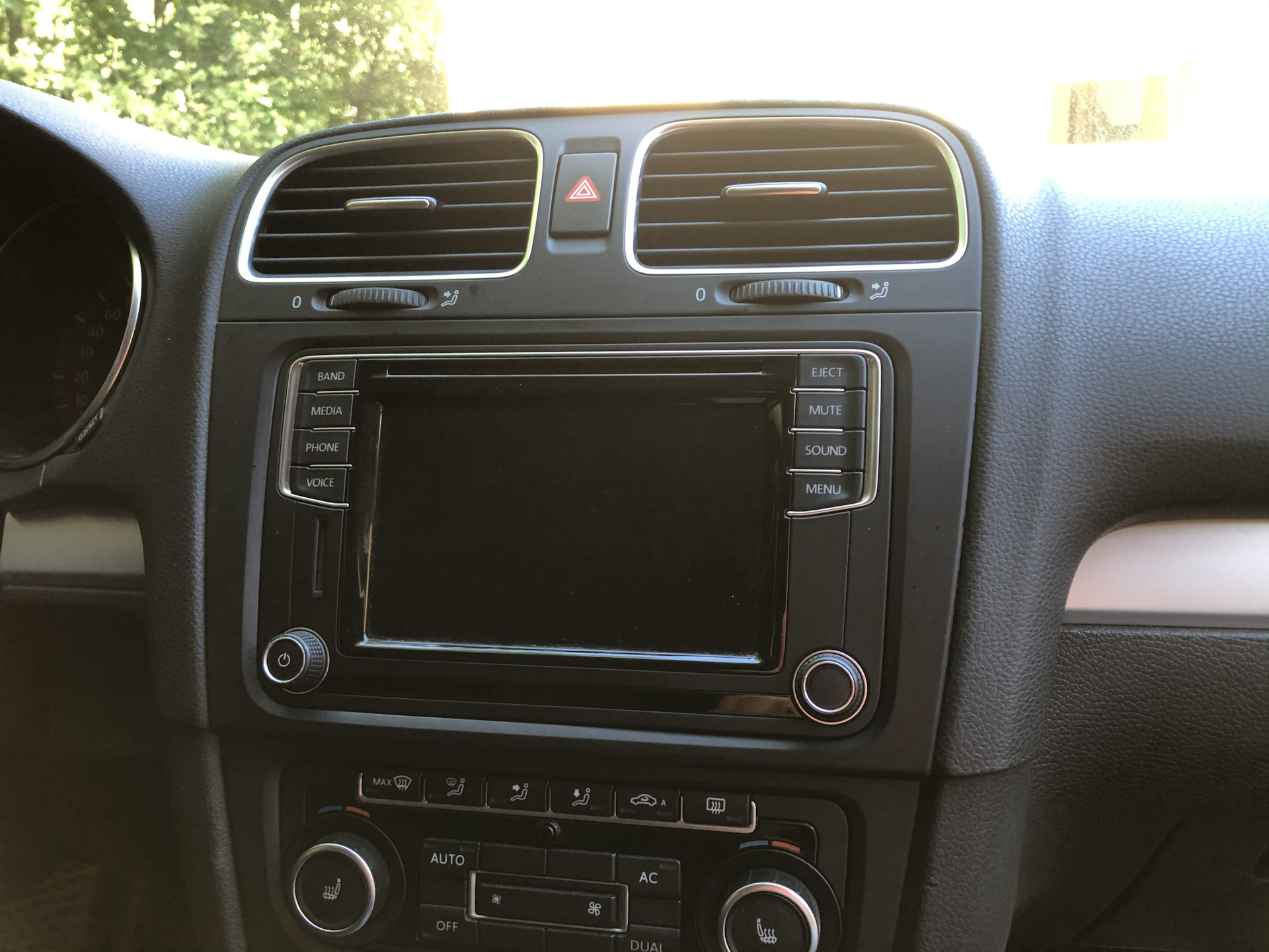 Composition media pq35 — Volkswagen Golf Mk6, 1,4 л, 2011 года ...