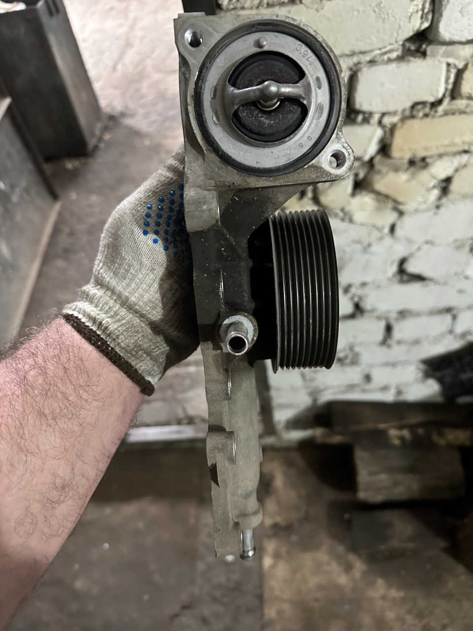 Всякое бывает. Очередной ремонт. Часть 2 — Toyota Land Cruiser 200, 4,5 ...