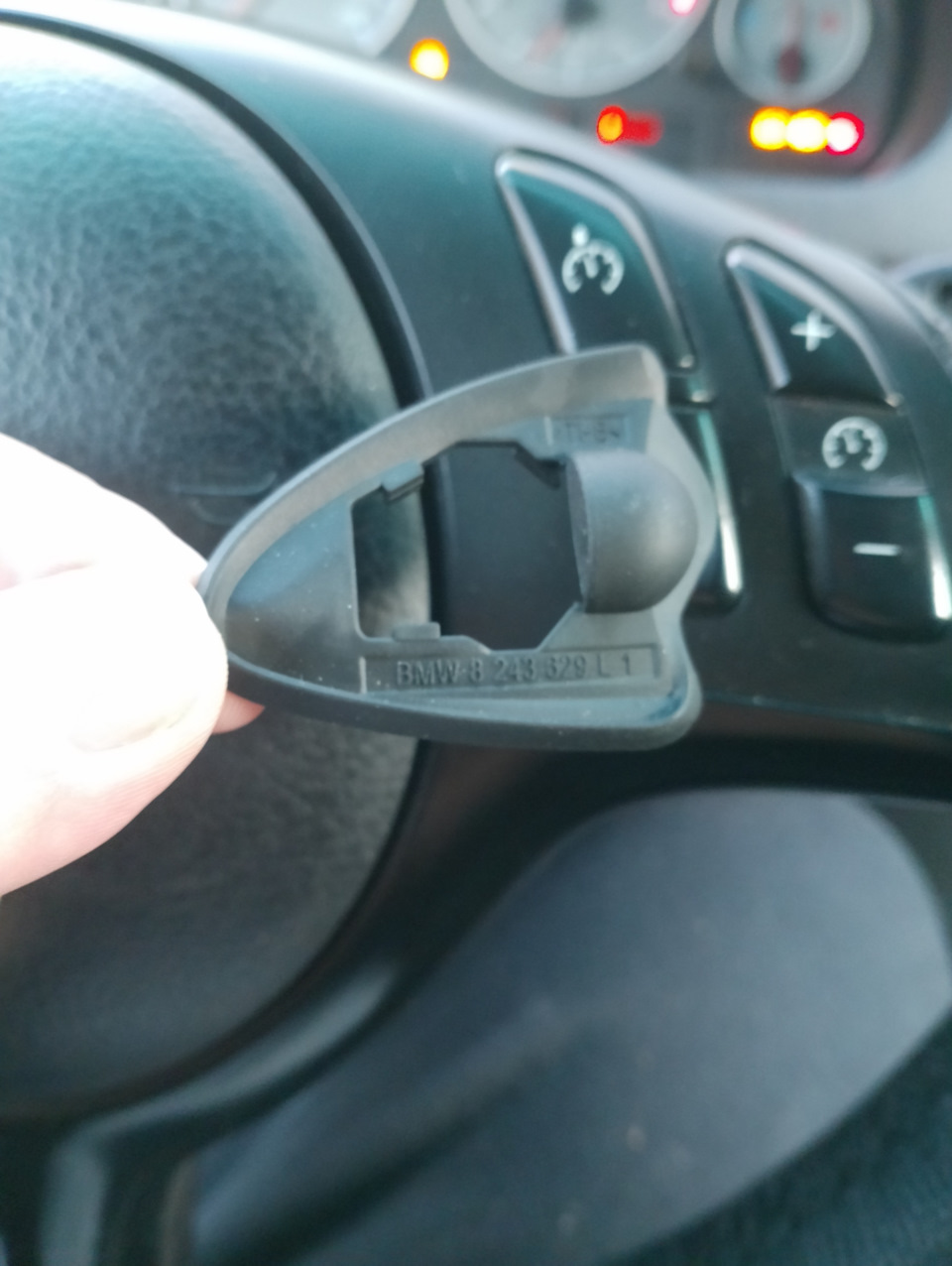 Прокладка OEM между дверью и ручкой) — BMW X5 (E53), 4,6 л, 2003 года ...