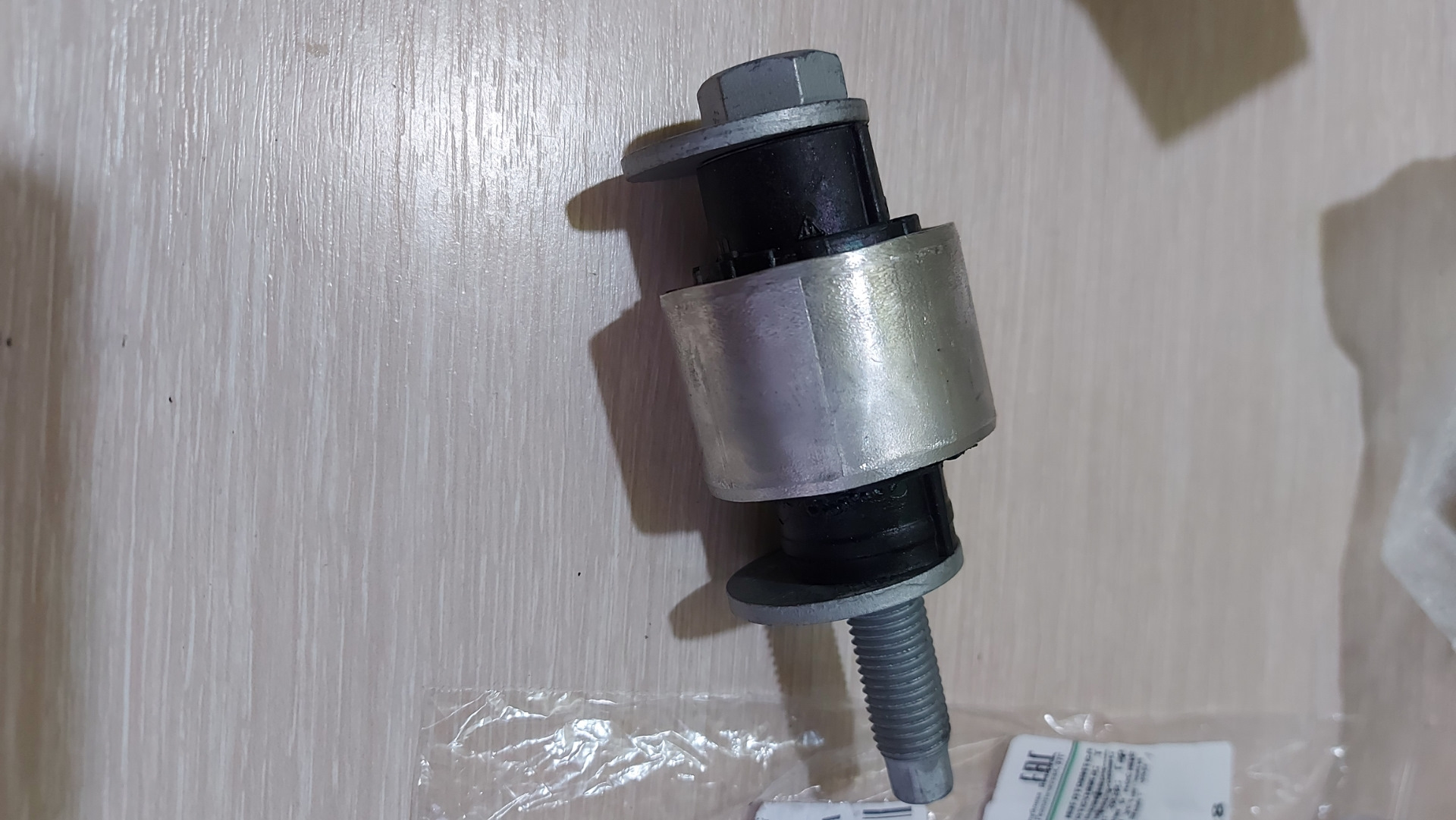 Замена сайлентблоков на заднем развальном рычаге Passat b6 (седан ...