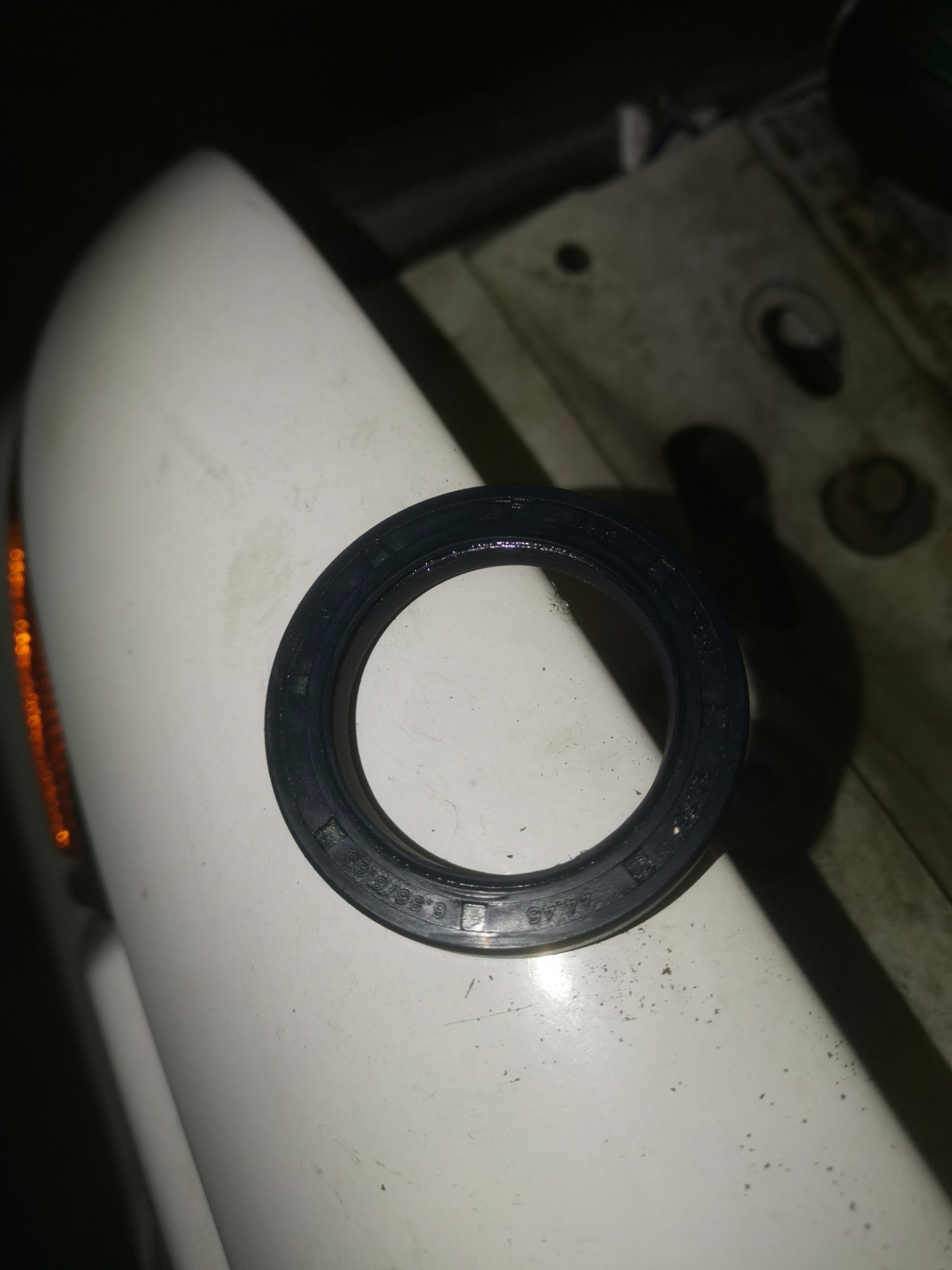 Сальник вала рулевого редуктора. — Jeep Grand Cherokee (ZJ), 4 л, 1993 ...