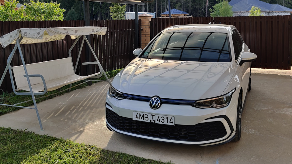 Volkswagen Golf GTE Mk8 1.4 гибридный (Plug-in) 2020 | White crow на DRIVE2