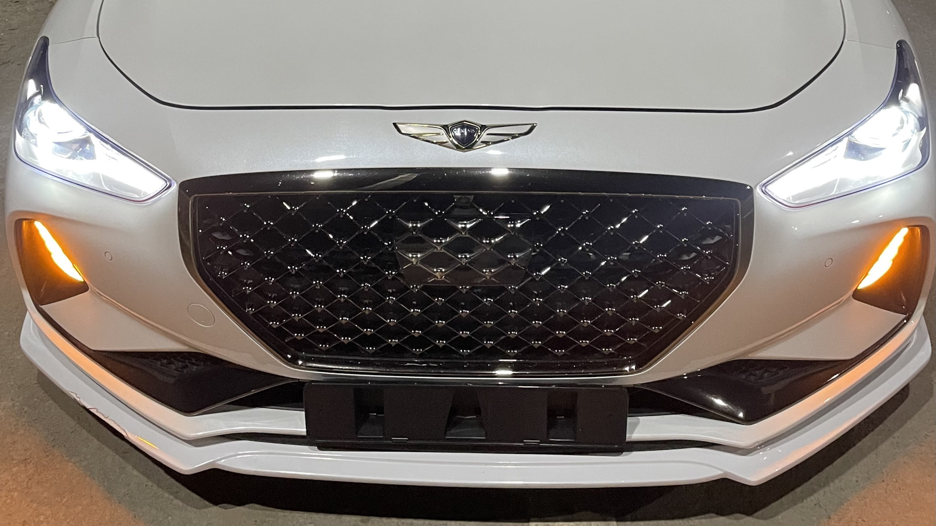 Genesis G70 3.3 бензиновый 2019 | 3.3 турбо RWD на DRIVE2