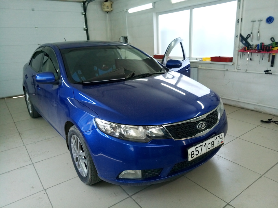 Затемнил стекла — KIA Cerato (2G), 1,6 л, 2011 года | стайлинг | DRIVE2