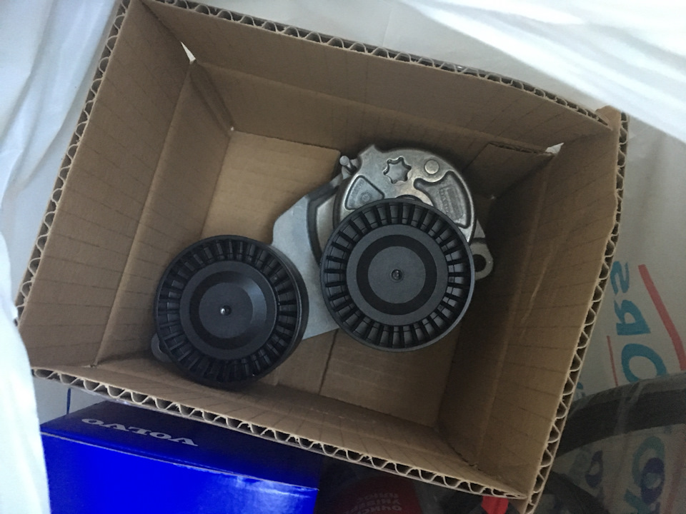 Замена ГРМ на официале — Volvo XC90 (1G), 2,4 л, 2011 года | визит на ...