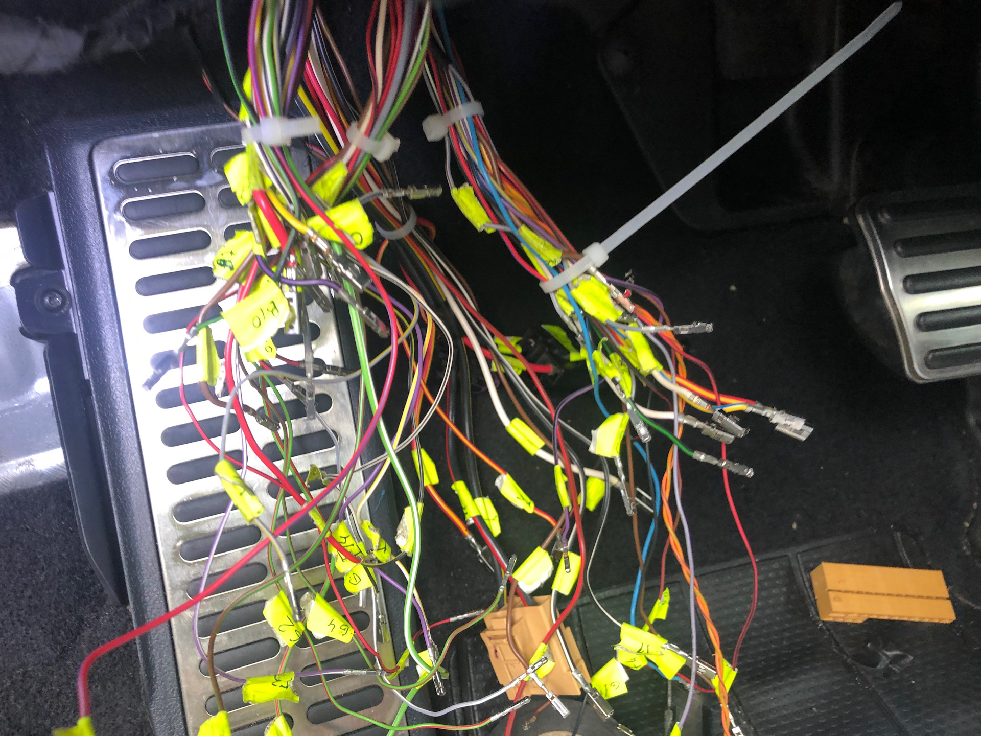 VW EOS Замена Блока BCM — J519 Retrofit — Volkswagen Eos, 2 л, 2007 ...