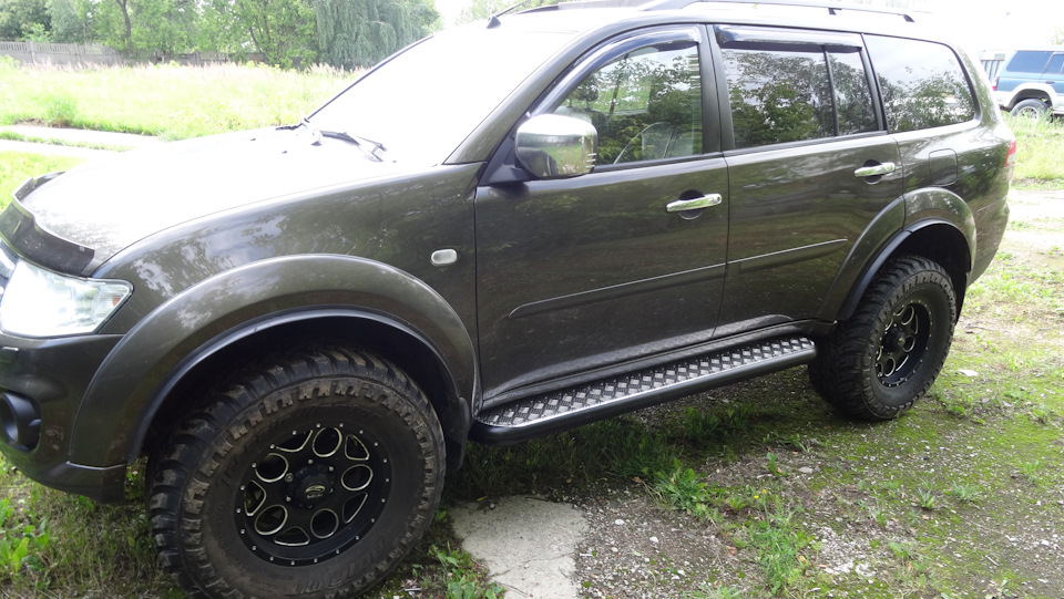 Силовые пороги на паджеро спорт 2. — Mitsubishi Pajero (2G), 3 л, 1997 ...