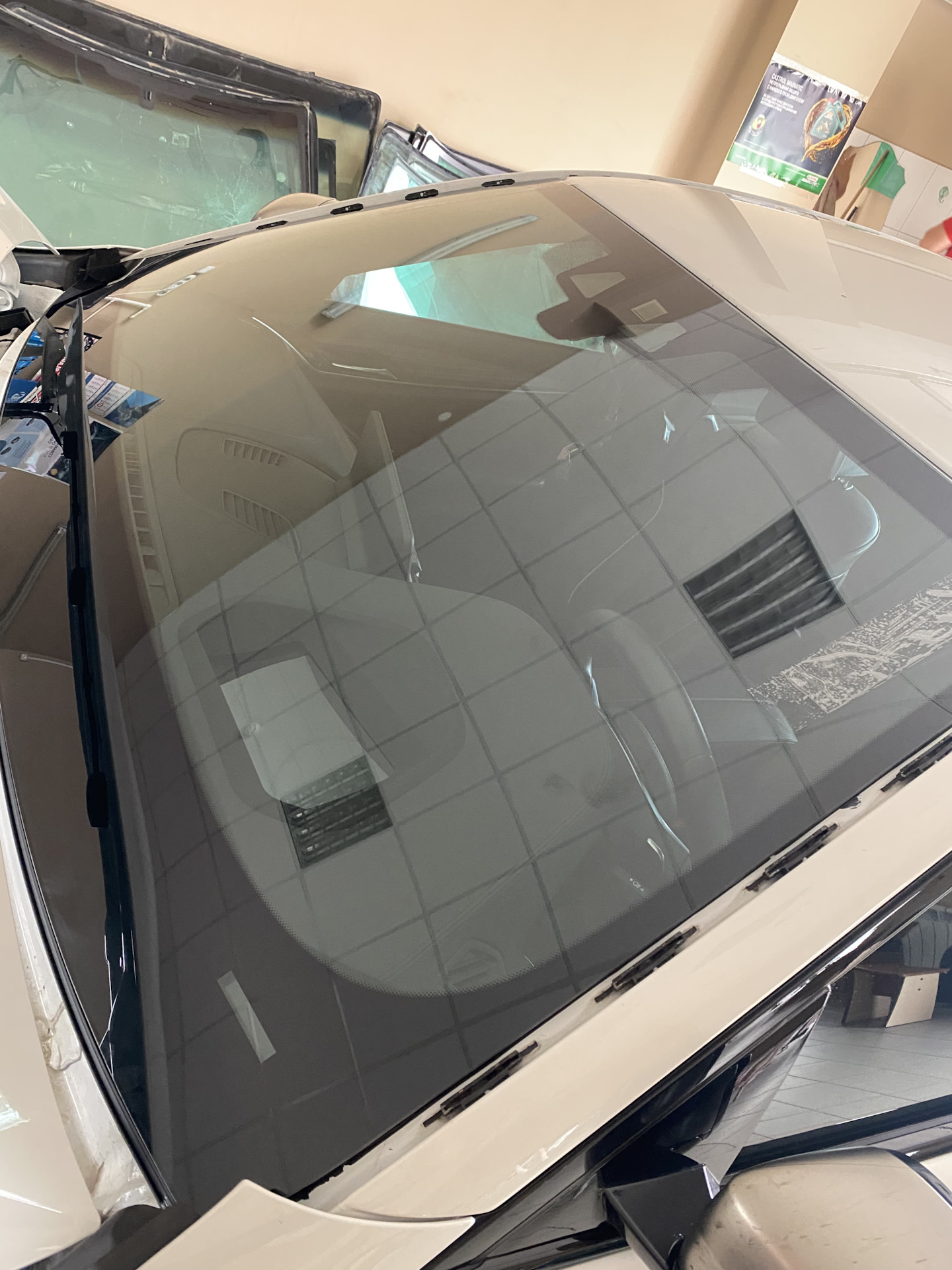 Замена лобового стекла fuyao — BMW 5 series (G30), 3 л, 2020 года ...