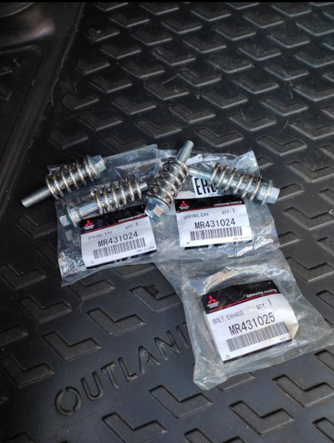 MR431025 БОЛТ КРЕПЛЕНИЯ ГЛУШИТЕЛЯ PAJERO/MONTERO, OUTLANDER (2000-2006 ...