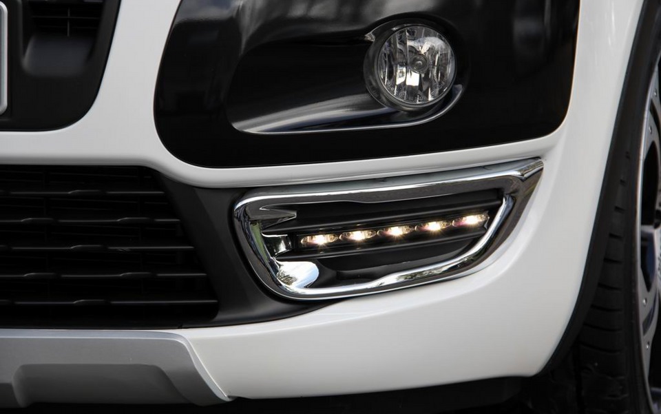 Установка DRL PRIME-X DRL-030. — Citroen C3 Picasso, 1,6 л, 2012 года ...