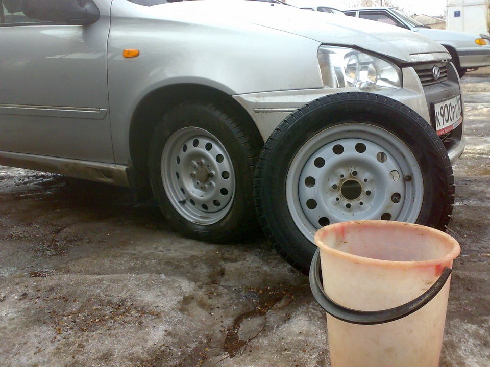 Переобулся. — Lada Калина седан, 1,4 л, 2008 года | шины | DRIVE2