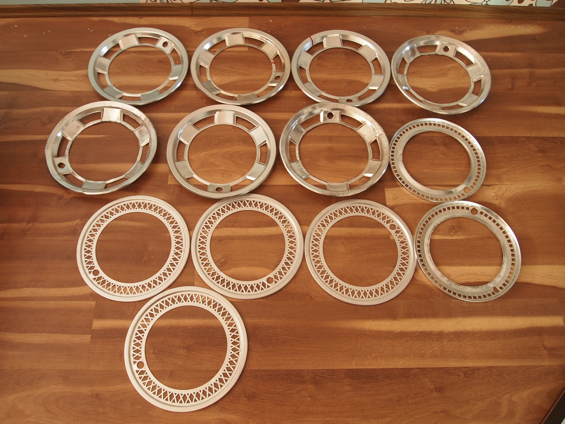 №16 Фальшдиски — Москвич 408, 1,4 л, 1968 года | аксессуары | DRIVE2